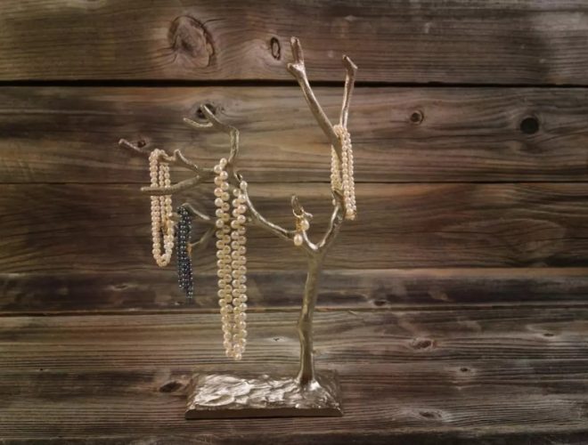 How To Create A Beautiful DIY Tree Branch Jewelry Holder